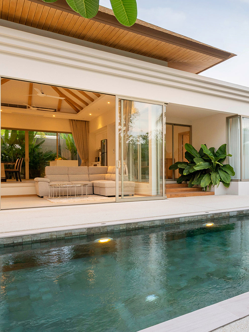 PROLINE | QLD Building Solutions: Aluminum Windows, Doors & Metalwork